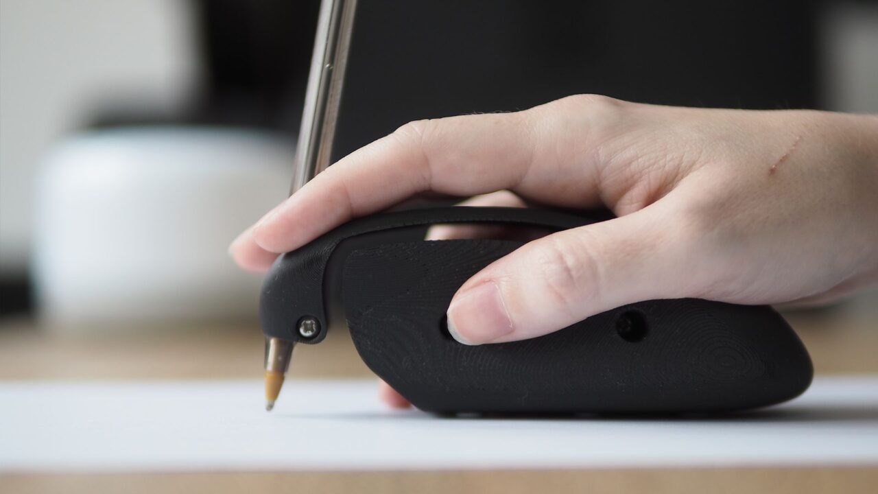 Introducing our Assistive Writing and Drawing Device - DRAG - PrintLab